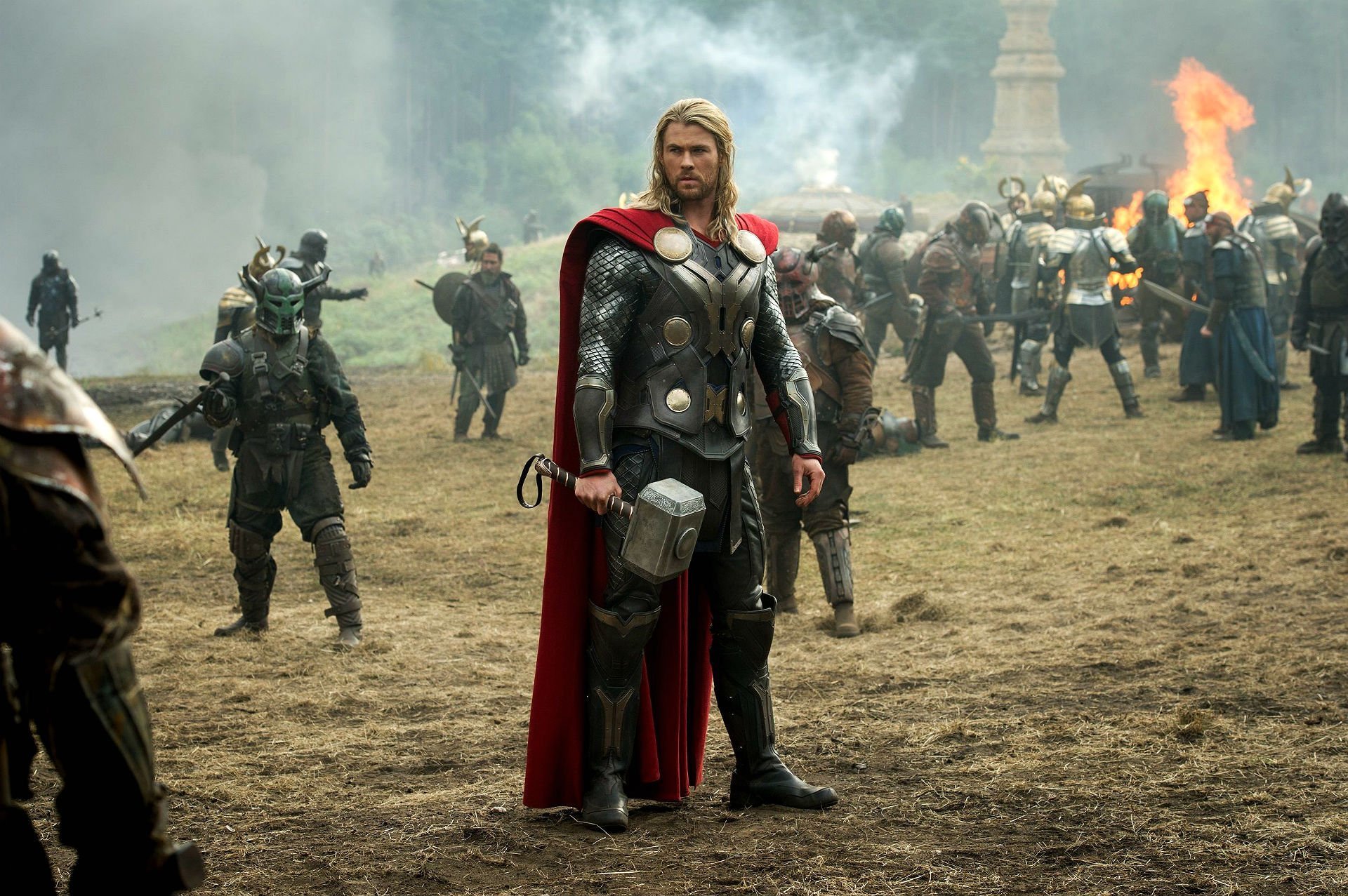 HD wallpaper thor : the dark world chris hemsworth hemsworth.kris torr ...